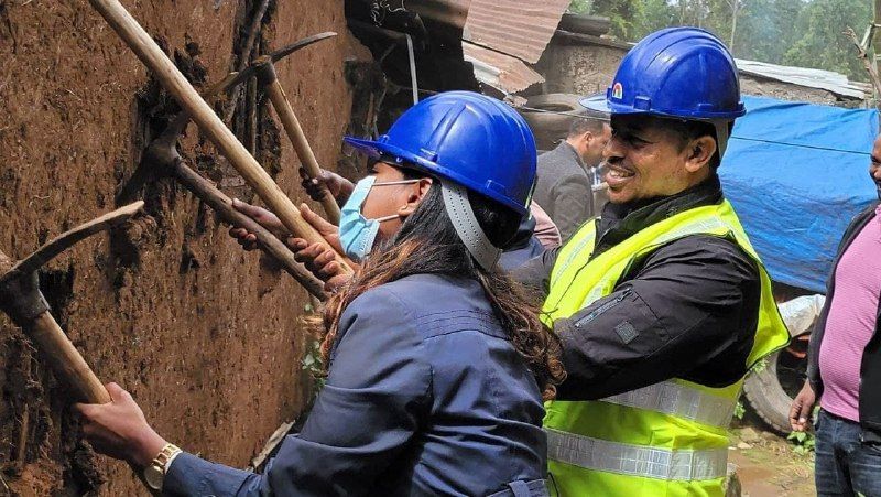 Taxiye Always Moving!